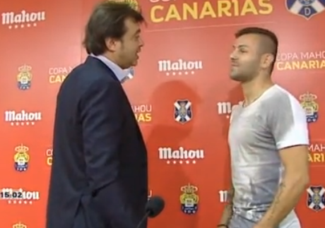 Presentación de Spas Delev como nuevo jugador amarillo (VÍDEO ...