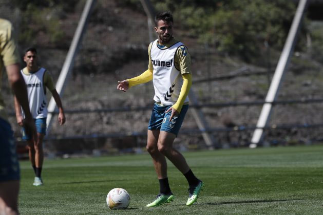 Kirian Rodríguez entrena con normalidad y está disponible para ... Kirian Rodríguez entrena con normalidad y está disponible para ...
