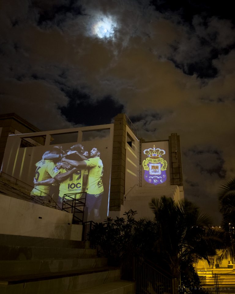 El Estadio Insular vuelve a la vida por el ascenso a Primera (VÍDEO ...