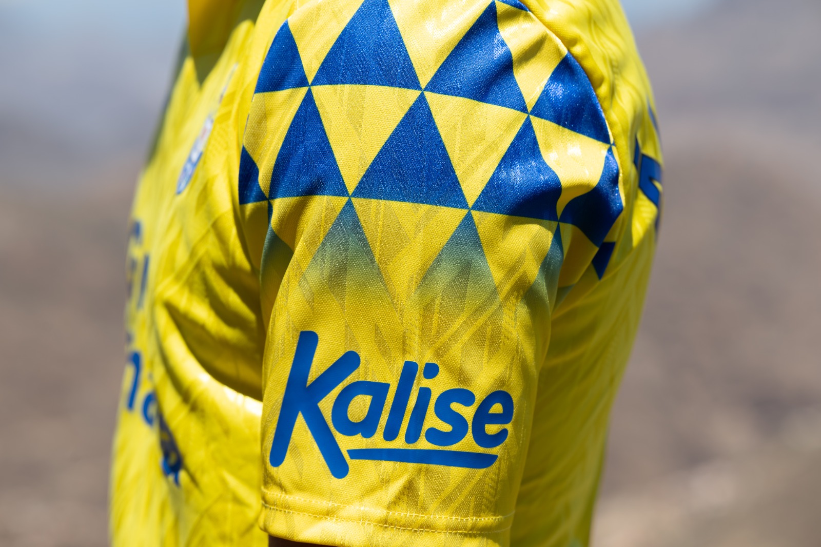 Así es la primera equipación de la UD Las Palmas 2024-2025 | udlaspalmas.NET