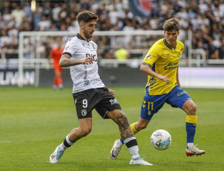 Marc Cardona, titular en LaLiga un año y medio después | udlaspalmas.NET