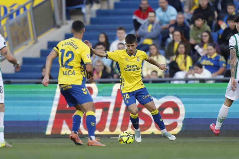 Manu Fuster, el único jugador de la UD que ha jugado todos los partidos ...